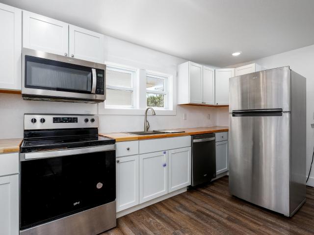 812 Forest Avenue