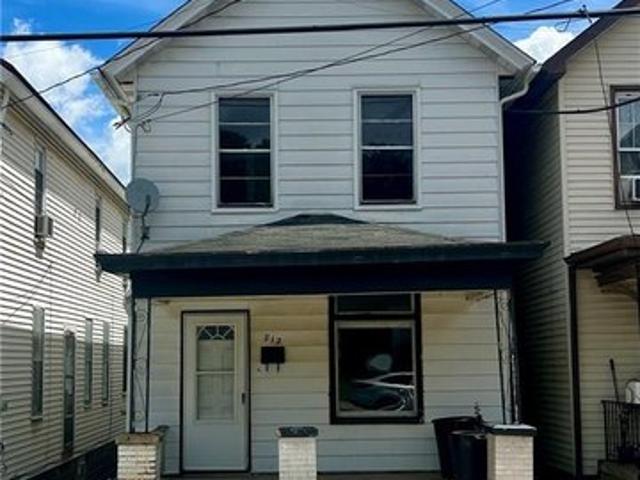 812 Fallowfield Ave, Charleroi, PA 15022