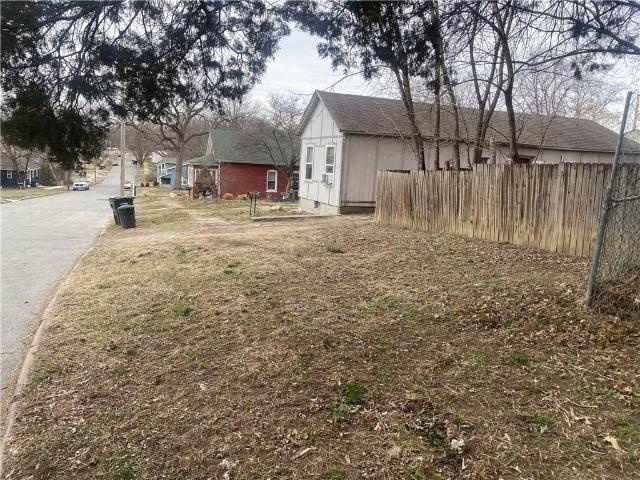 812 Kickapoo Street