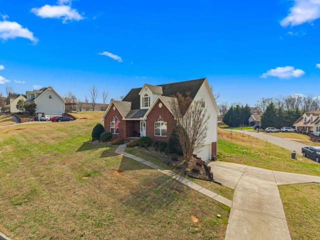812 Hemlock Circle