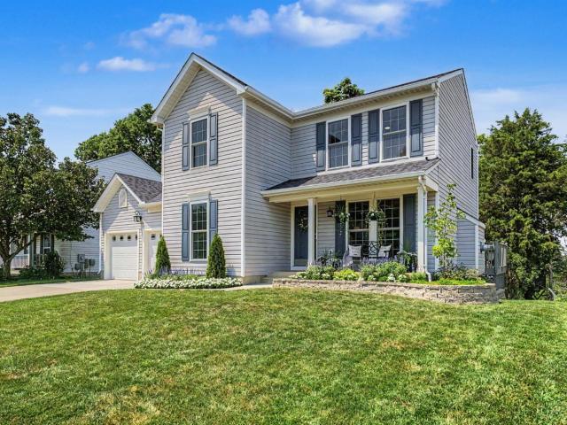 812 Oaktree Court