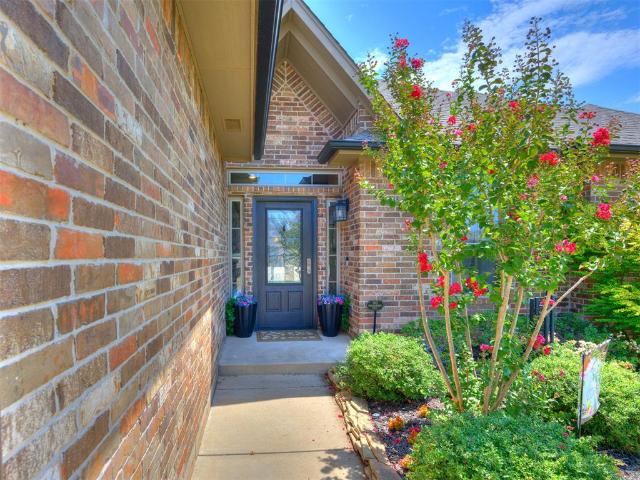 812 Lindsey Lane