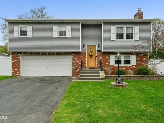 812 Mann Ave, Rensselaer, NY 12144