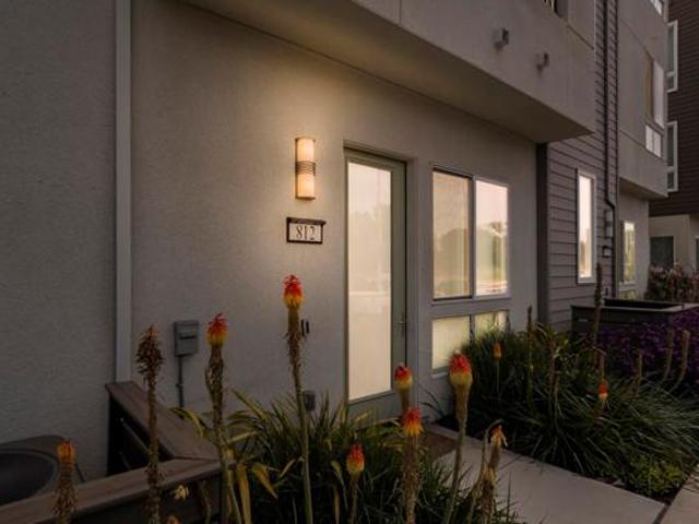 812 Marina Way S, Richmond, CA 94804