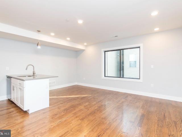 812 N Uber St, Unit 4, Philadelphia, PA 19130 | MLS #PAPH2605