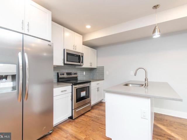 812 N Uber Street # 4