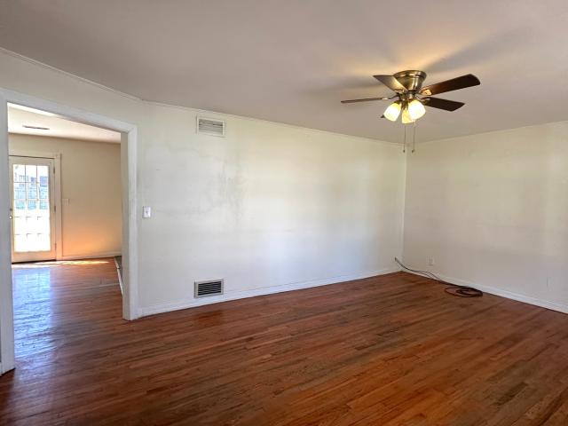 812 N Almond Street