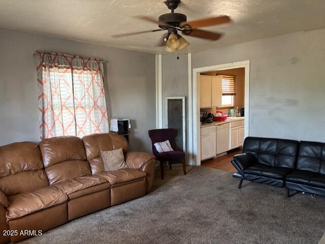 812 N Center Ave, Casa Grande, AZ 85122 | Compass