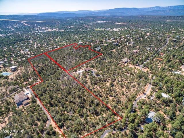 812 N Hillcrest Drive # 8