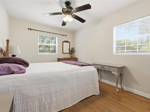 812 NW 36th Ter, Gainesville, FL 32605 | MLS #GC538361