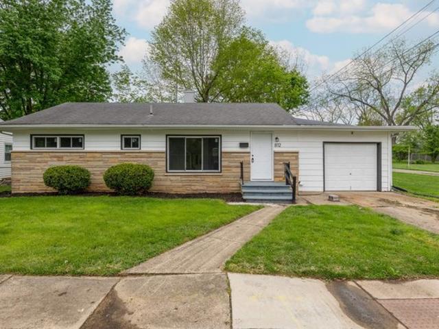 812 S Walnut St, Urbana, OH 43078