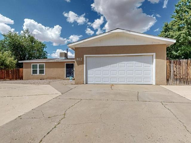 812 Seville Loop, Grants, NM 87020