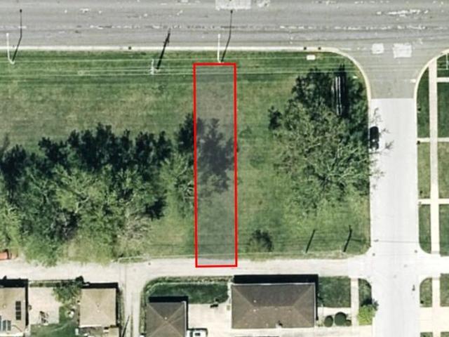 812 State St, Calumet City, IL 60409