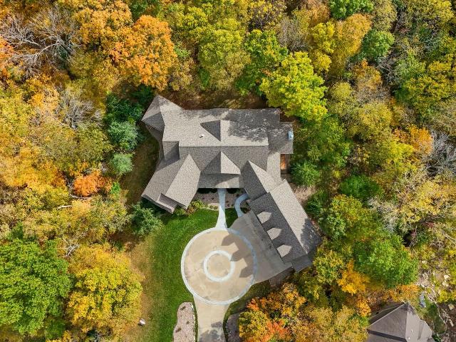 812 Pelican Dr, Polk City, IA