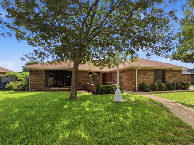 812 Ridgeview Drive