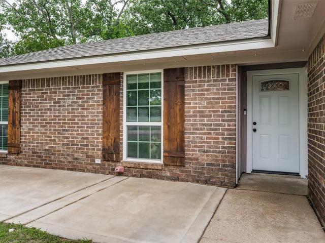 812 Ridgeway Road