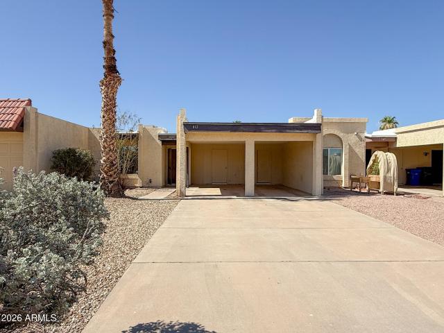812 W DUKE Drive