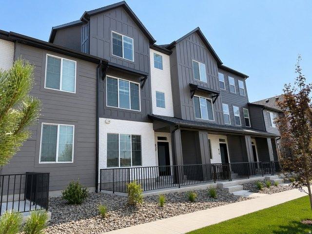 812 W Ivywell Ln Unit 212, North Salt Lake, UT 84054