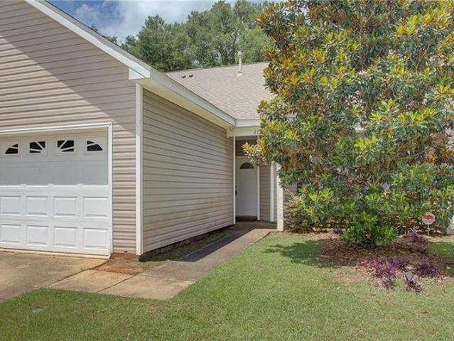 812 Willow Bridge Dr W, Mobile, AL 36695