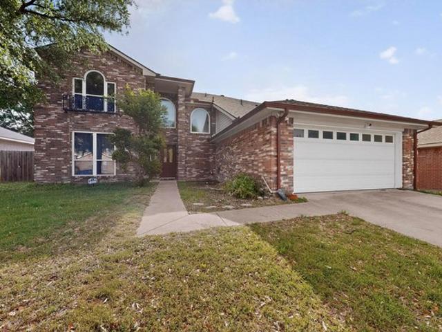 812 Windswept Dr, Cedar Hill, TX 75104