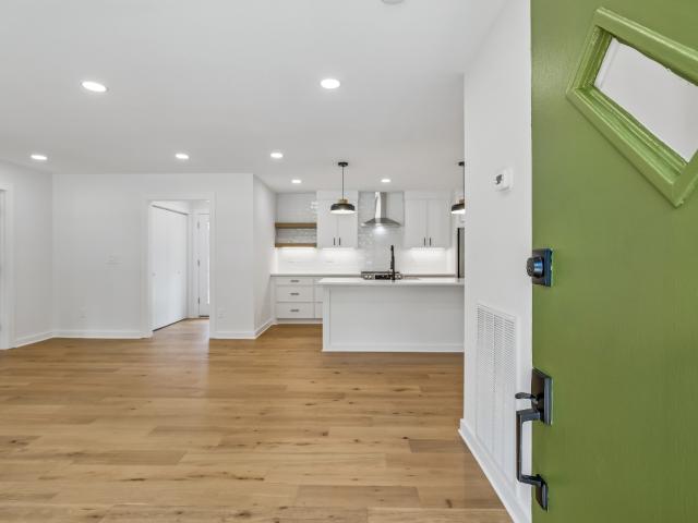812 Tuckahoe Dr