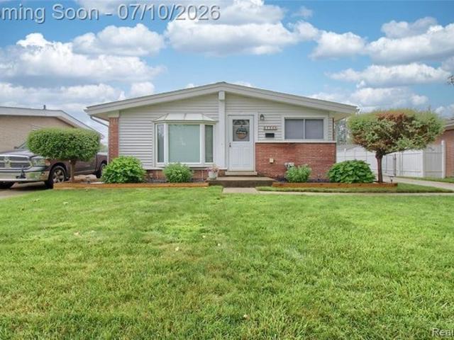 8134 Melvin Ave, Westland, MI 48185