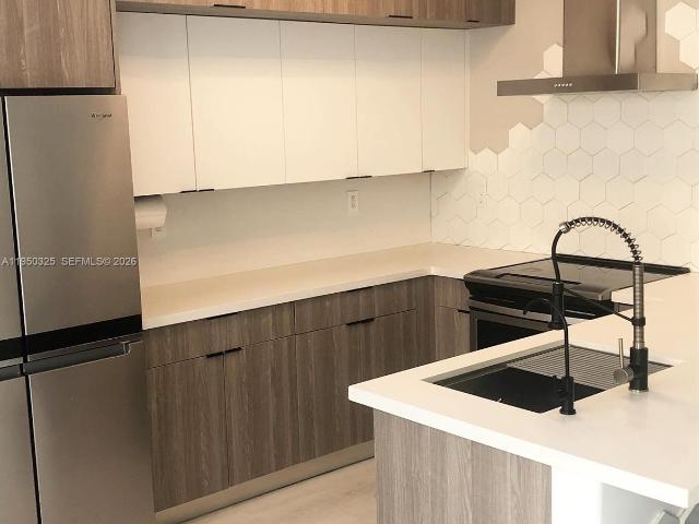 8135 NW 108th Ave, Doral, FL 33178 | MLS #A11950 | Compass
