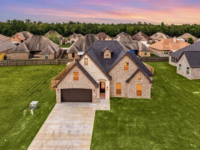 8135 Birkdale Dr, Beaumont, TX 77707