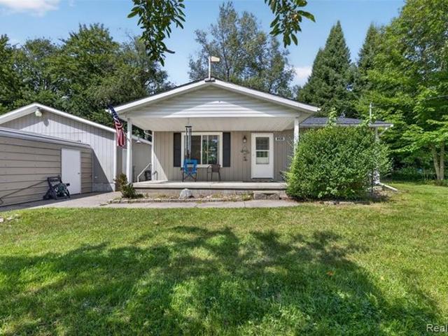 8135 E West Branch Rd, Richfield Township, MI 48656