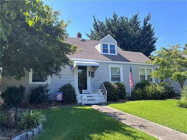 8135 Foxdale Dr, Norfolk, VA 23518