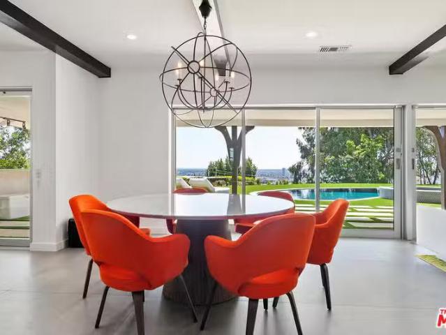 8135 Laurel View Dr Houses in Los Angeles, CA