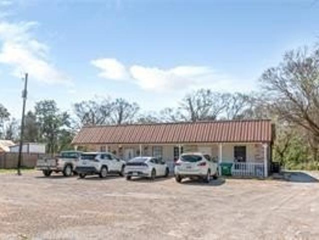 8135 State St, Citronelle, AL 36522