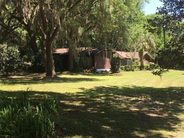 8136 NW 5th Ct, Gainesville, FL 32607