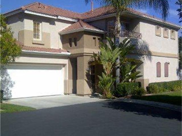 8136 Constantine Dr, Huntington Beach, CA 92646