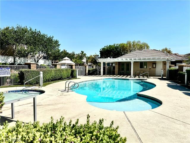 8137 Aurora Mist Street