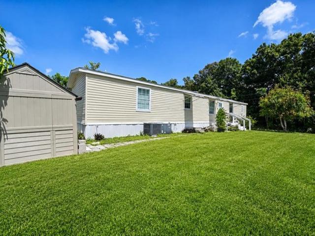 8137 SW Wildwood Dr, Stuart, FL 34997