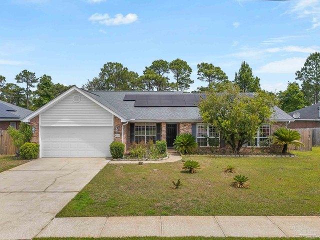 8138 Cosica Blvd, Navarre, FL 32566