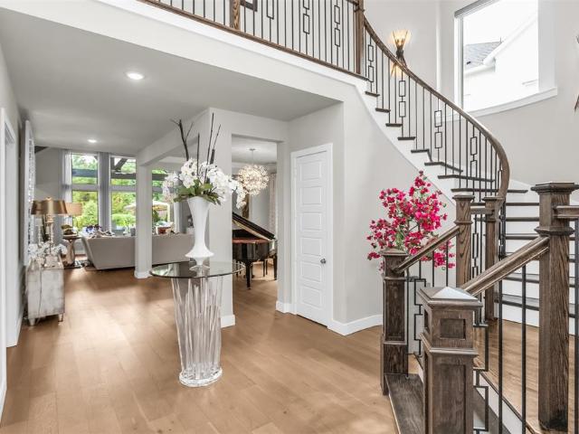 8138 Edgefield Court