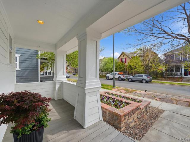 8139 E 28th Place