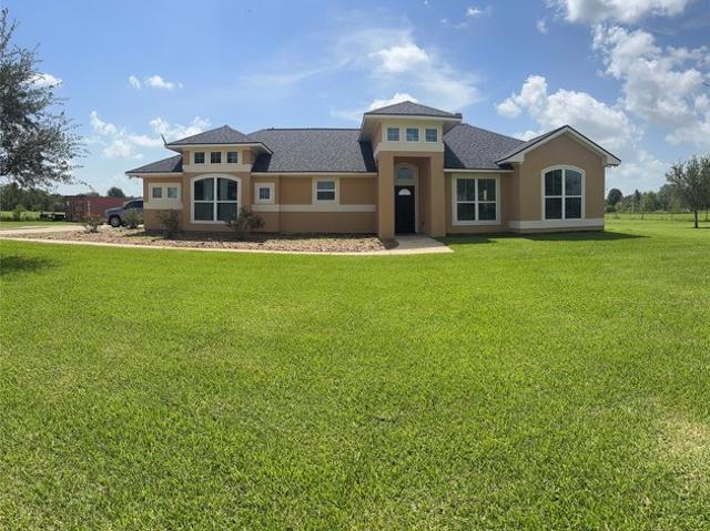 8131 Brinkmeyer Rd, Needville, TX 77461