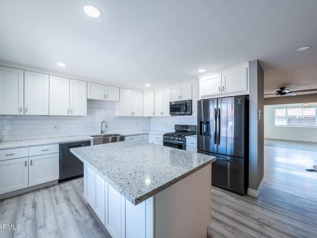 8131 e amelia avenue