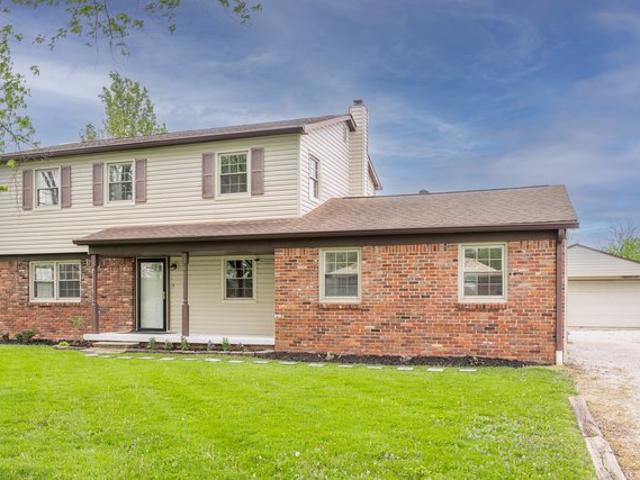 8131 Sycamore Springs Trl, Indianapolis, IN 46239