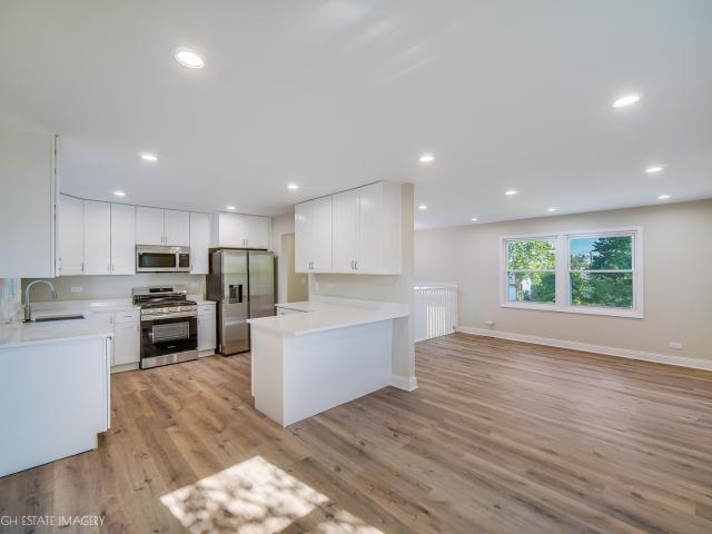 8131 W Evergreen Drive