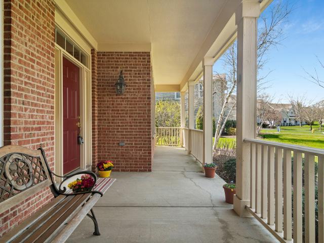 8132 Danneil Cir, Long Grove, IL 60060 | Compass