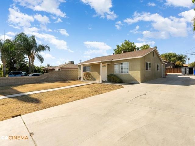 8132 Pioneer Dr, Bakersfield, CA 93306