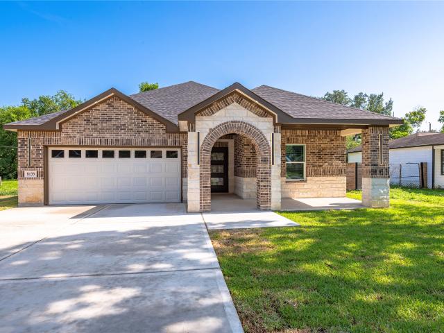 8133 Wetherby Lane