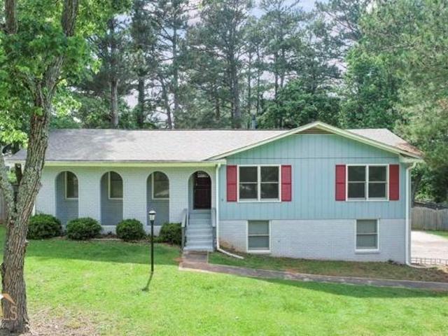 8133 Woodcliff Trail, Riverdale, GA 30274