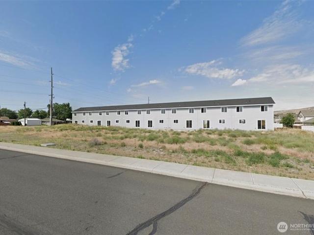813 3rd Ave NE, Ephrata, WA 98823