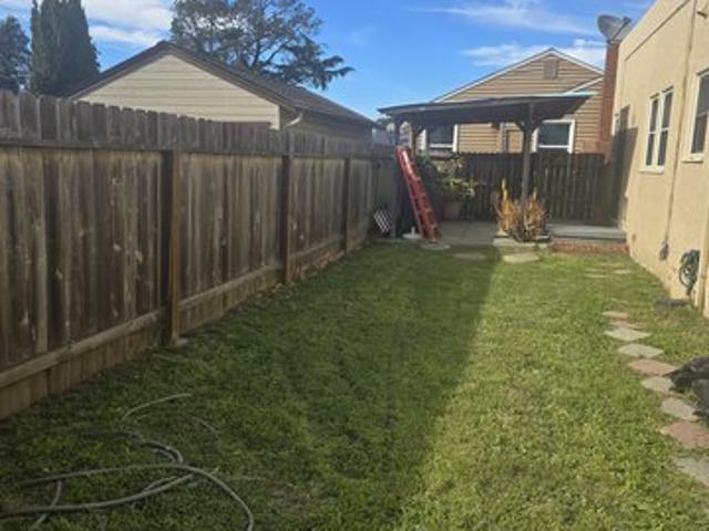 813 38th St, Richmond, CA 94805