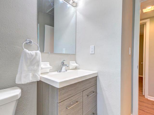 813 7th St, Merritt Island, FL 32953 | MLS #1079